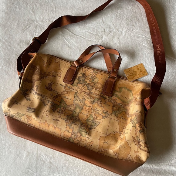 Alviero Martini | Bags | New Alviero Martini Prima Classe Geo Map ...